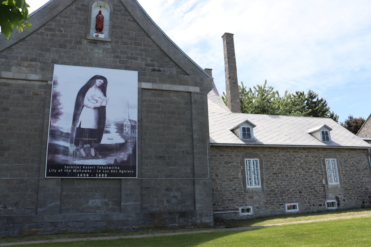 Un dimanche à Kahnawake - La sacristine