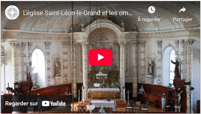 L'église Saint-Léon-le-Grand et les ornemanistes - La sacristine